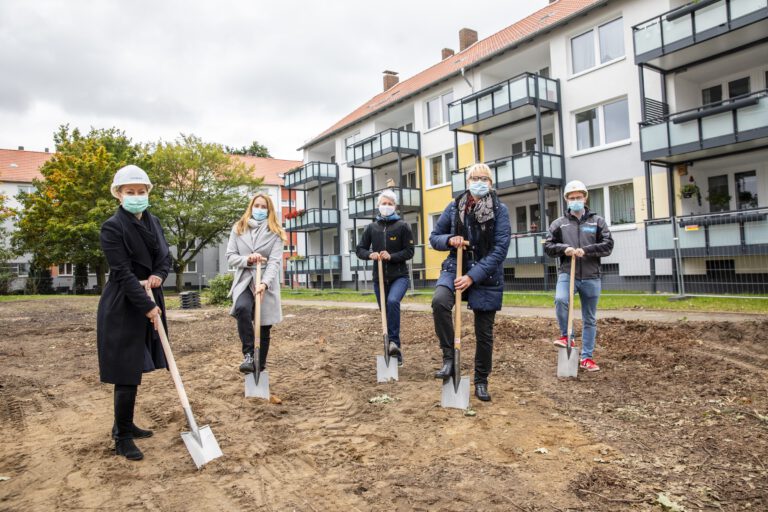 Spatenstich: Vonovia beginnt Neubauprojekt an der Fuldaer Wende ...