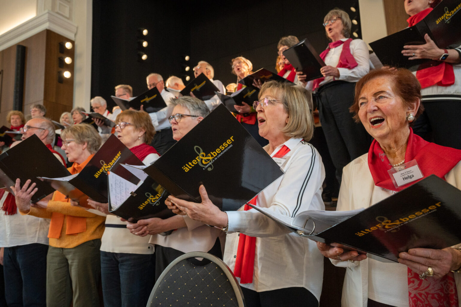 Freude am Singen im Seniorenchor in Vahrenwald